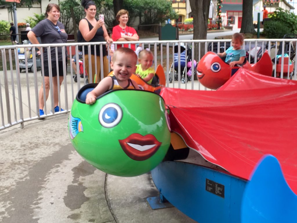 Holiday World and Splashin' Safari - Circle City Adventure Kids